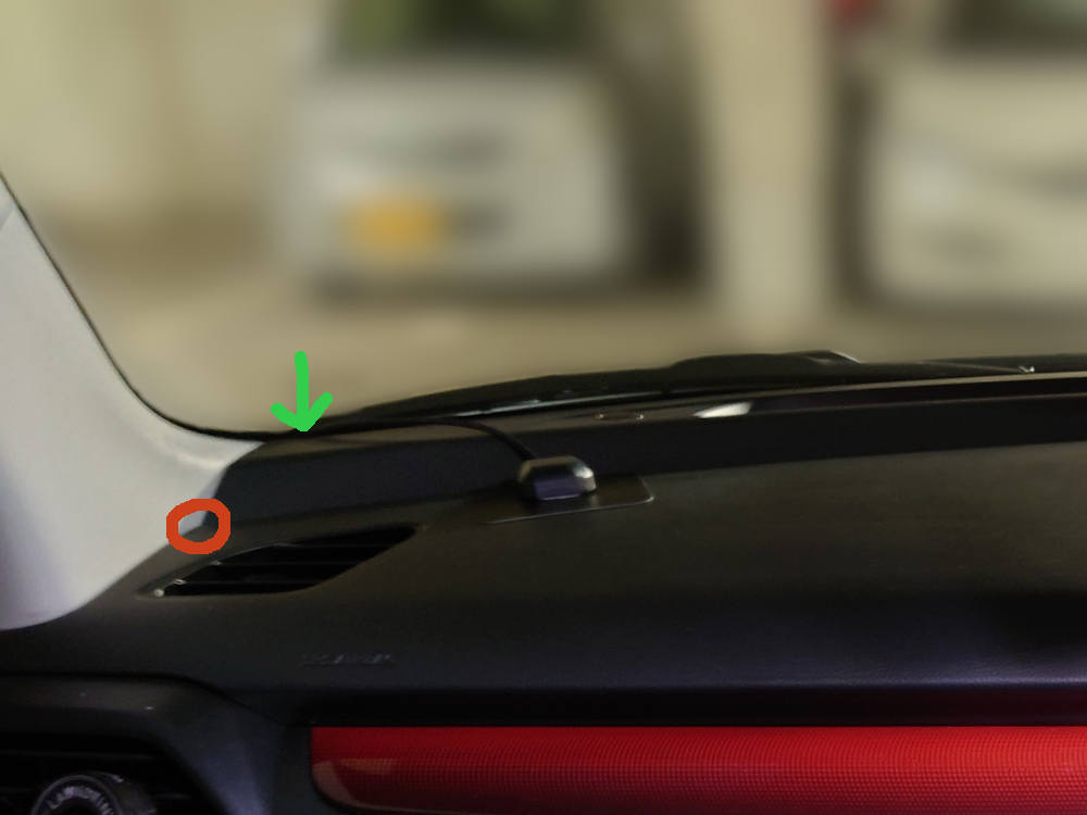 スイフトスポーツ（ZC33S）に9インチナビを取り付け～其の弐 ナビ周辺機器取り付け編 | 雄BISHA（おすびしゃ）